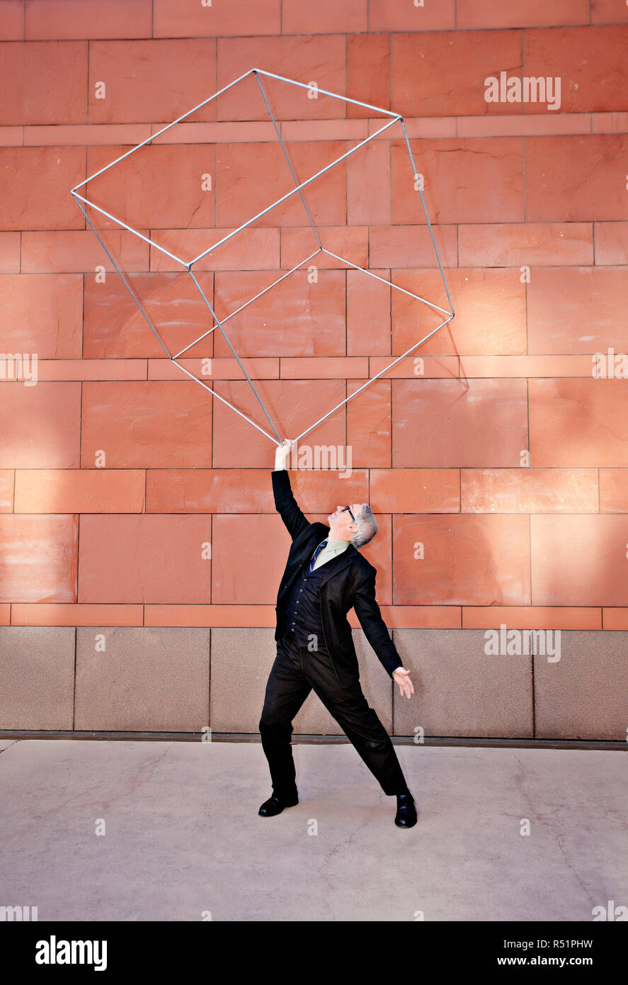 Man lifting box full body hi-res stock photography and images - Alamy