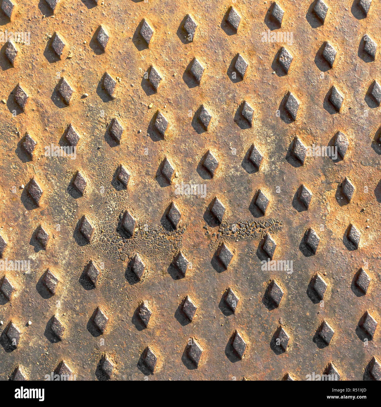 Manhole texture rusty surface hi-res stock photography and images - Alamy