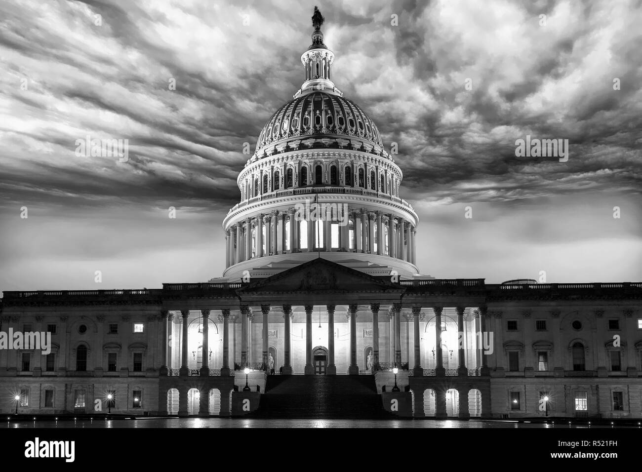 washington dc capitol at night in black and white Stock Photo - Alamy