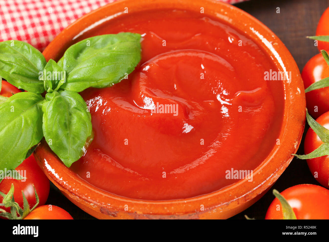 Smooth tomato puree Stock Photo - Alamy