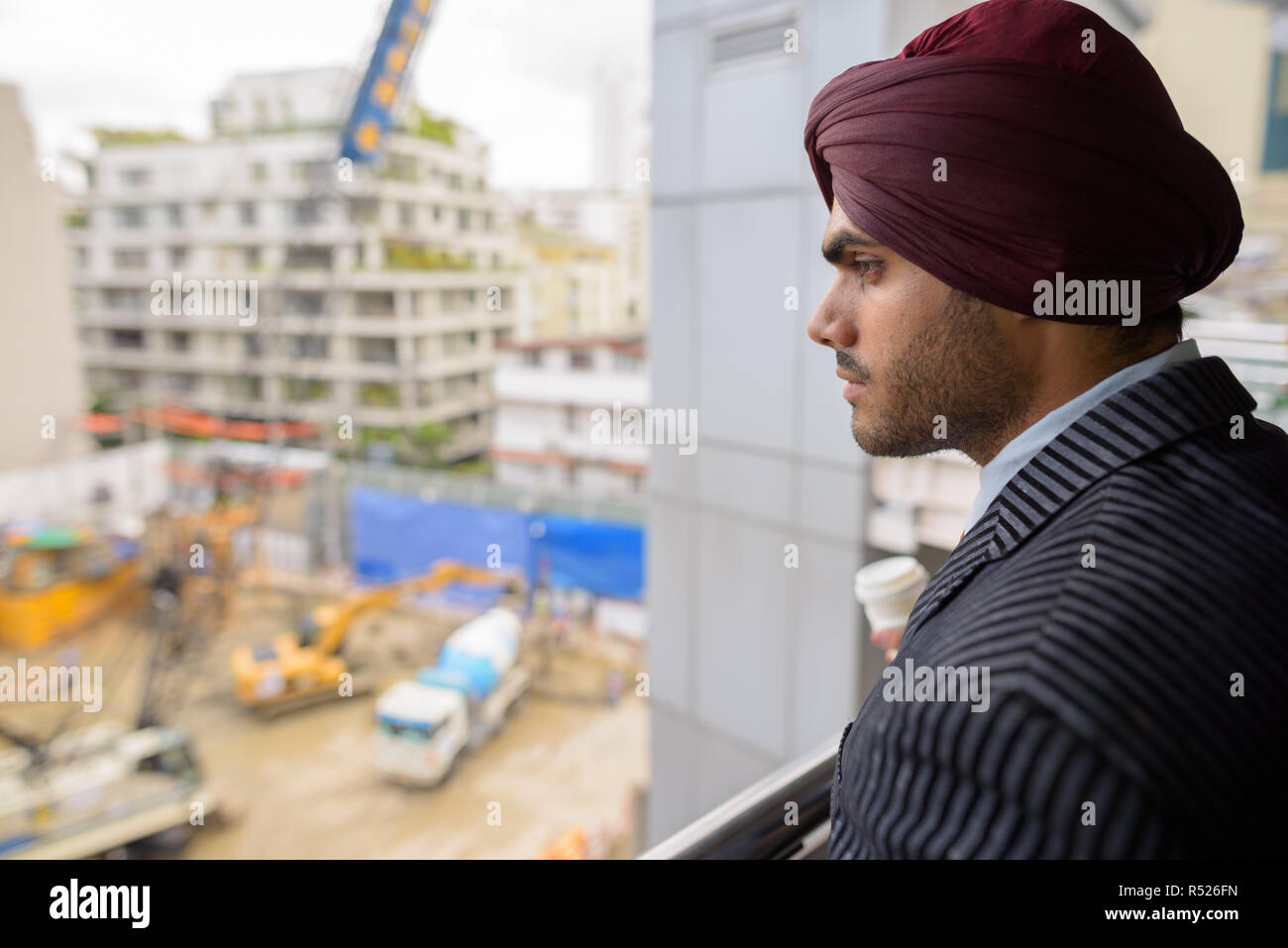 Indian construction industry hi-res stock photography and images - Alamy