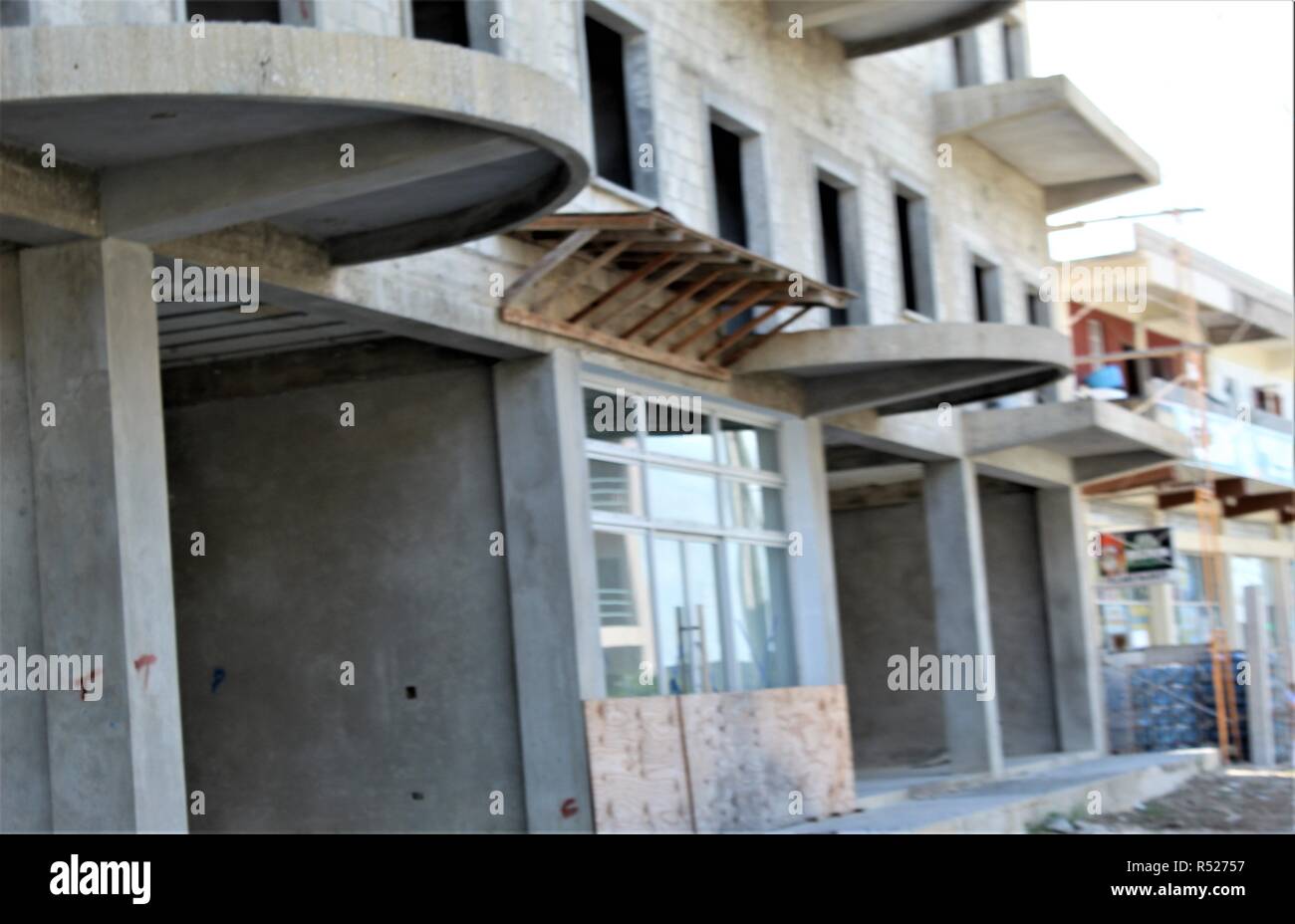 Abandoned building under construction in Belize Stock Photo - Alamy