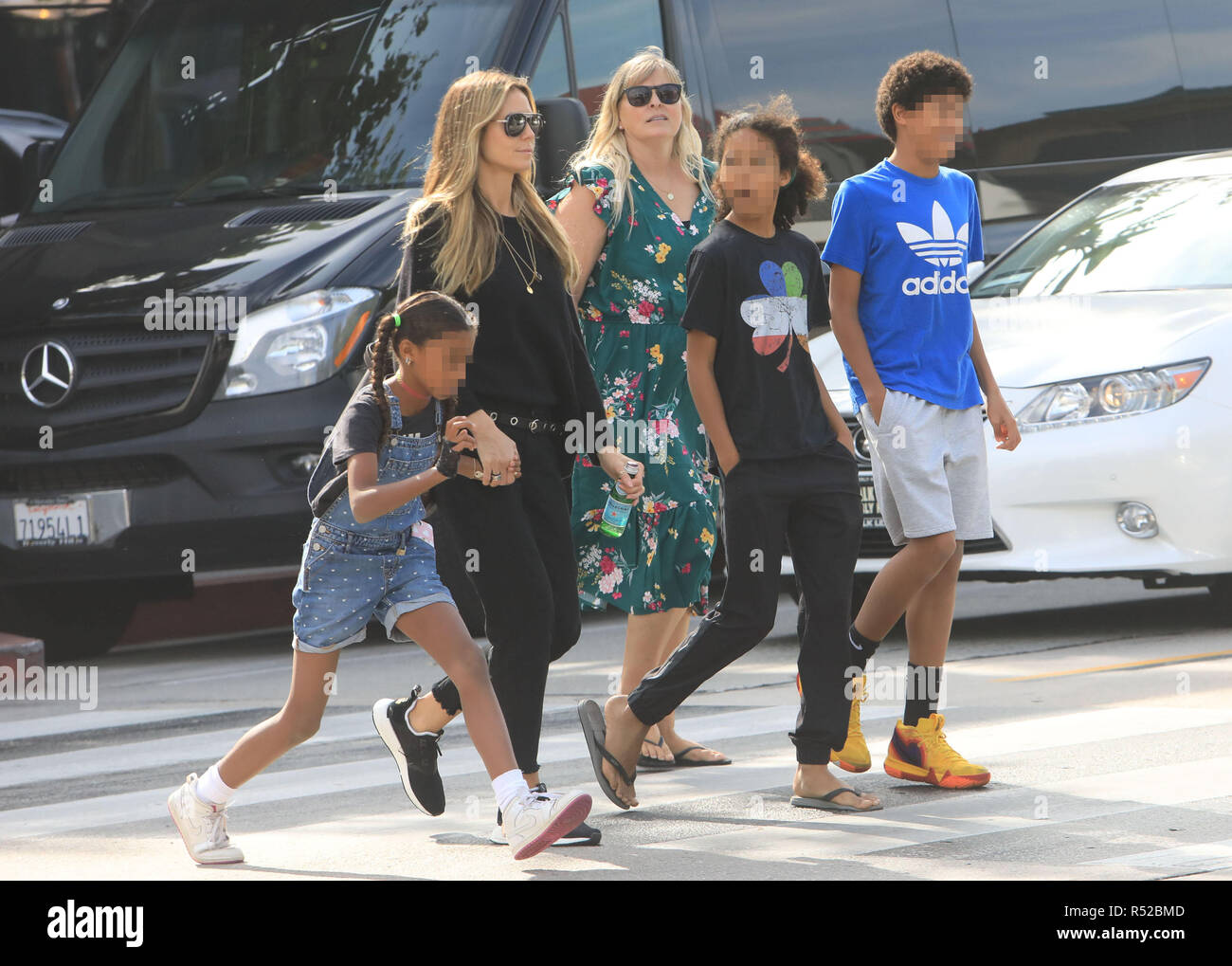 Heidi Klum out shopping with her boyfriend Tom Kaulitz and her four ...
