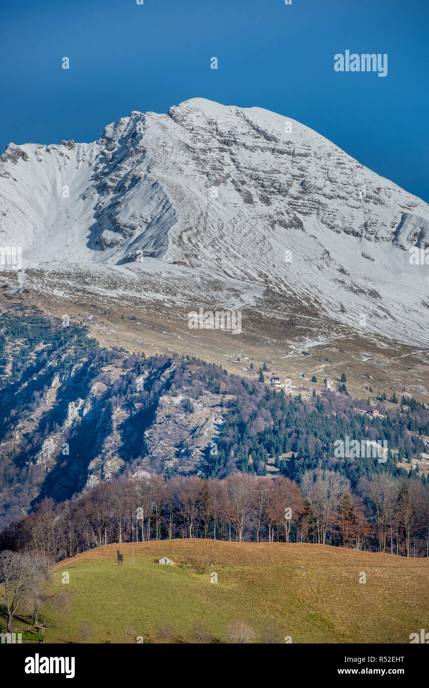 Mount arera hi-res stock photography and images - Alamy