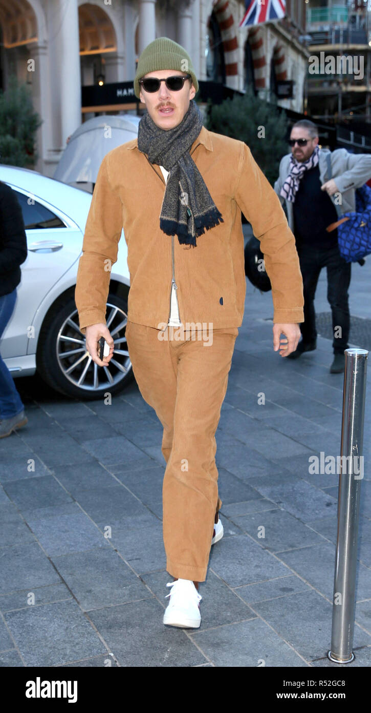 Benedict Cumberbatch seen at Global studios were he did radio ...