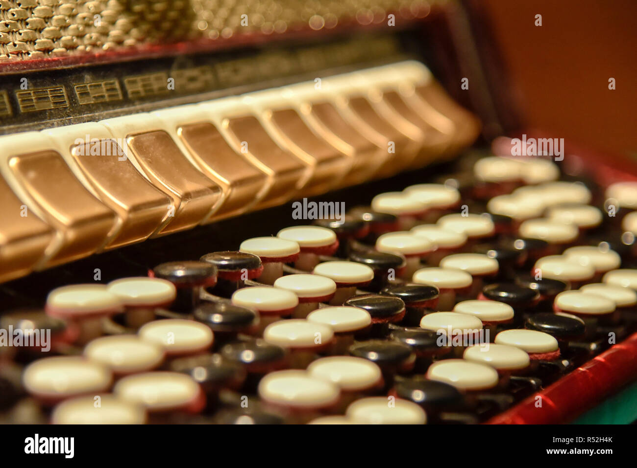 Accordion keys hi-res stock photography and images - Alamy