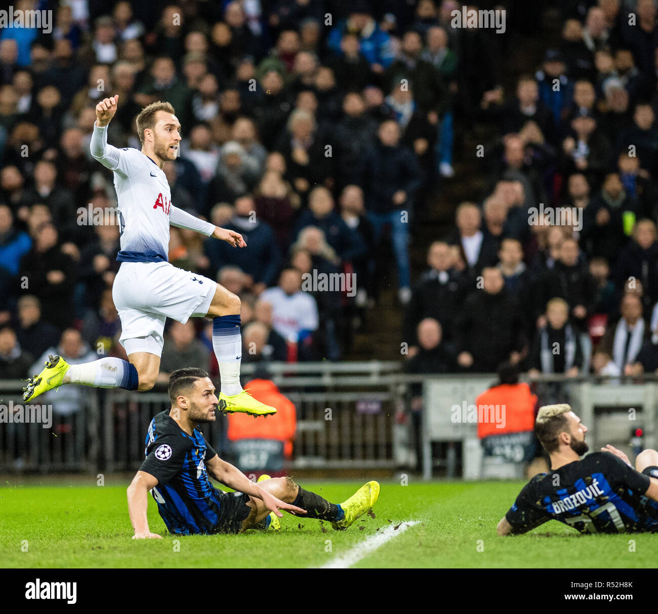 LONDON, ENGLAND - NOVEMBER 28: Christian Eriksen of Tottenham Hotspur ...