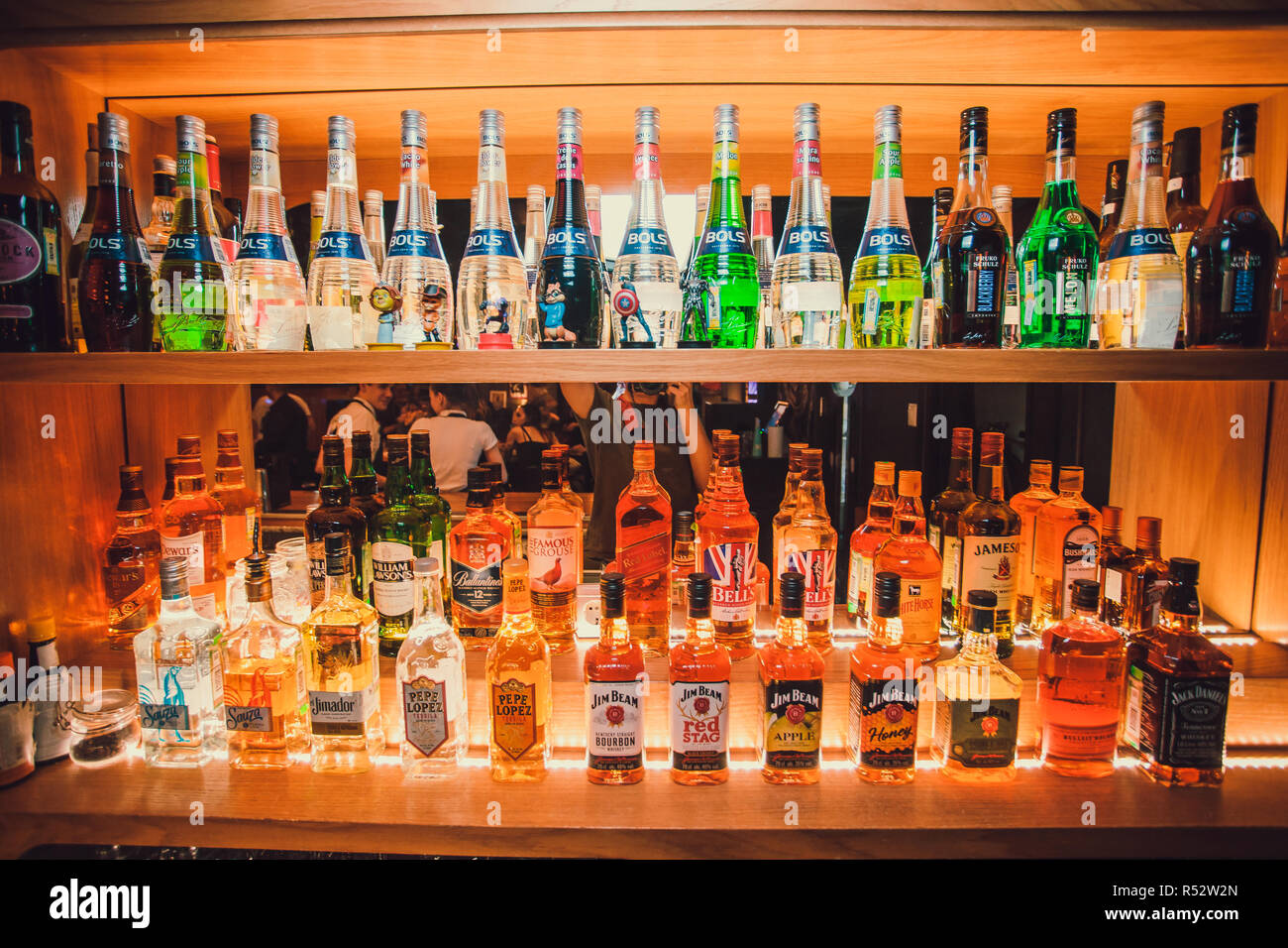 Bottles back bar club in hi-res stock photography and images - Alamy
