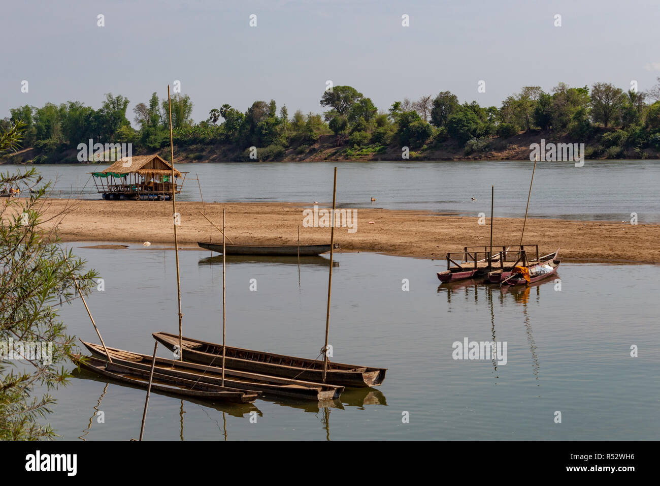 Don daeng island hi-res stock photography and images - Alamy