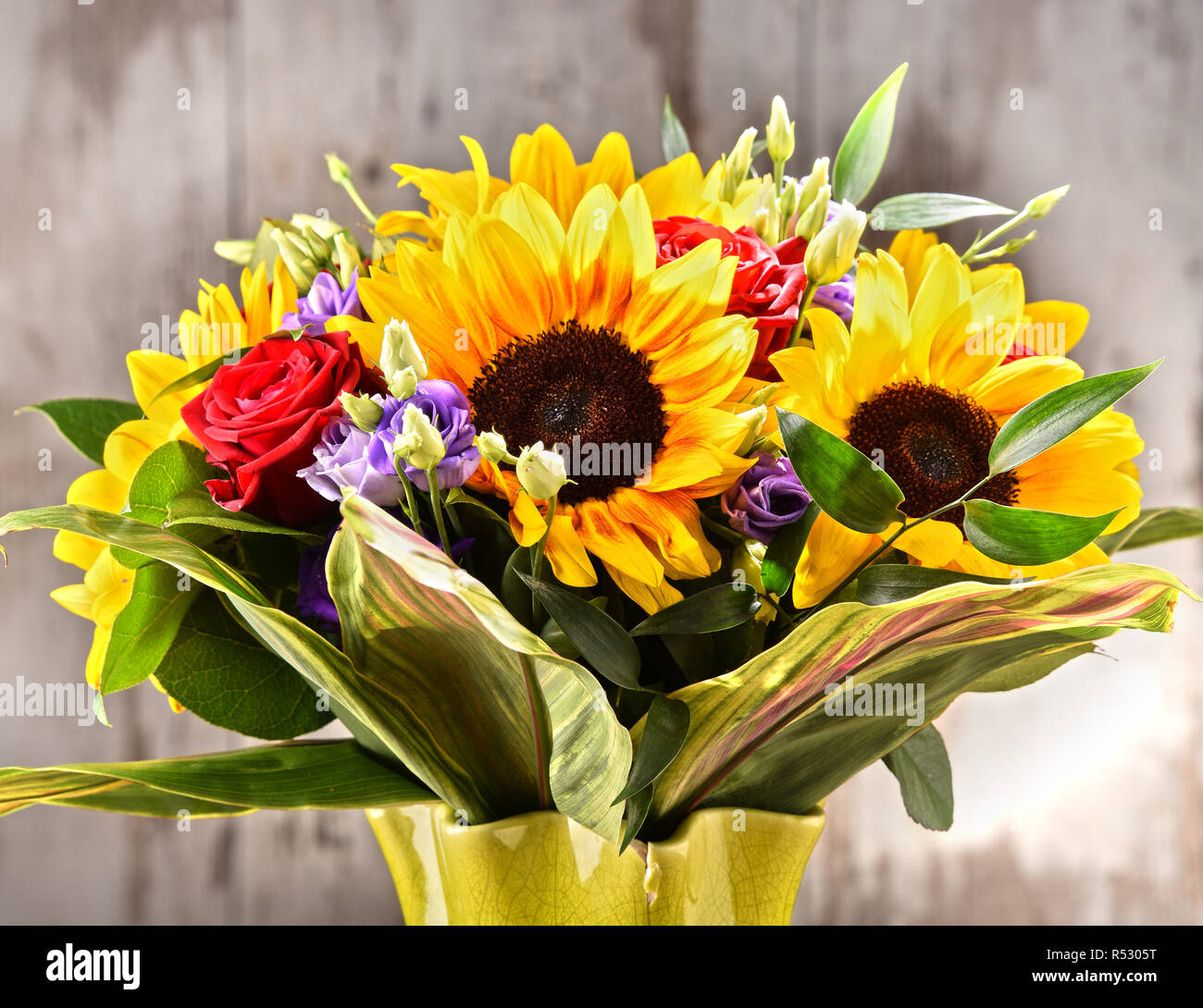 Composition with bouquet of flowers Stock Photo - Alamy