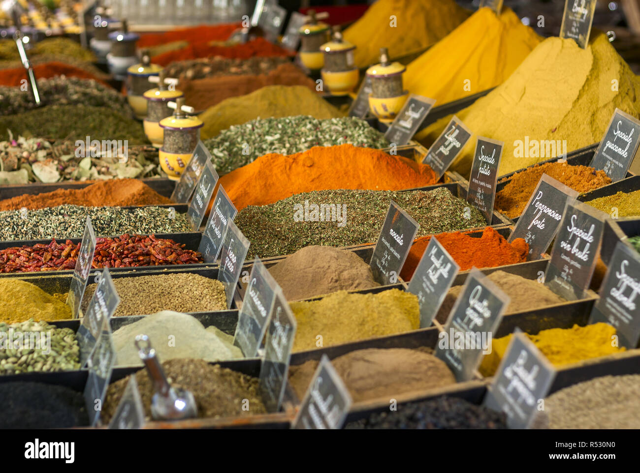 Spices on display on sale at market Stock Photo - Alamy