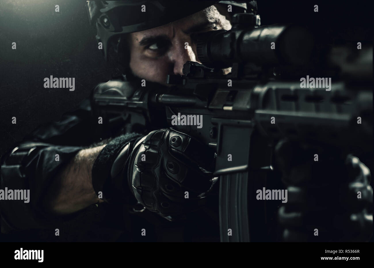 special forces soldier police, swat team member Stock Photo - Alamy