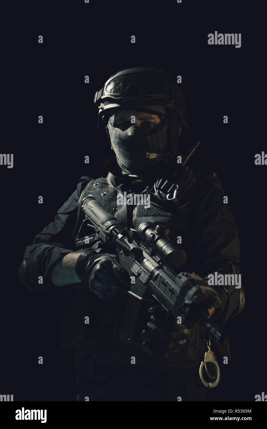 special forces soldier police, swat team member Stock Photo - Alamy