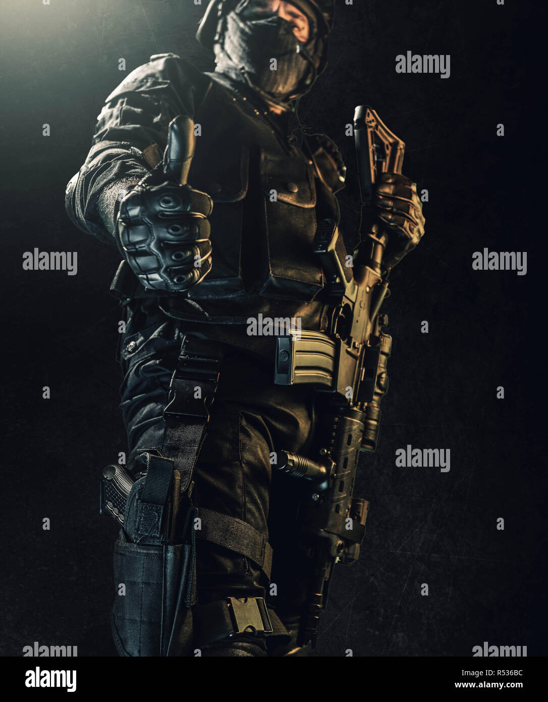 special forces soldier police, swat team member Stock Photo - Alamy