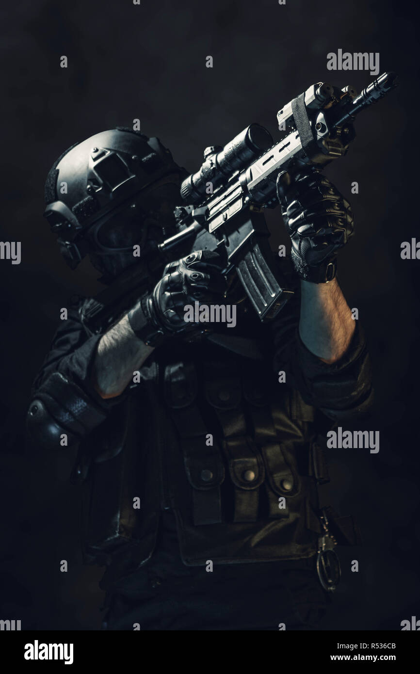 special forces soldier police, swat team member Stock Photo - Alamy