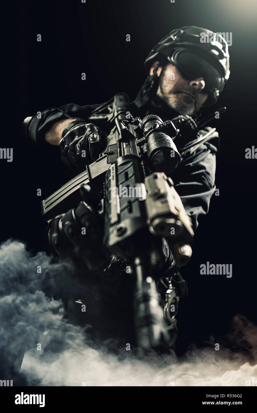 special forces soldier police, swat team member Stock Photo - Alamy