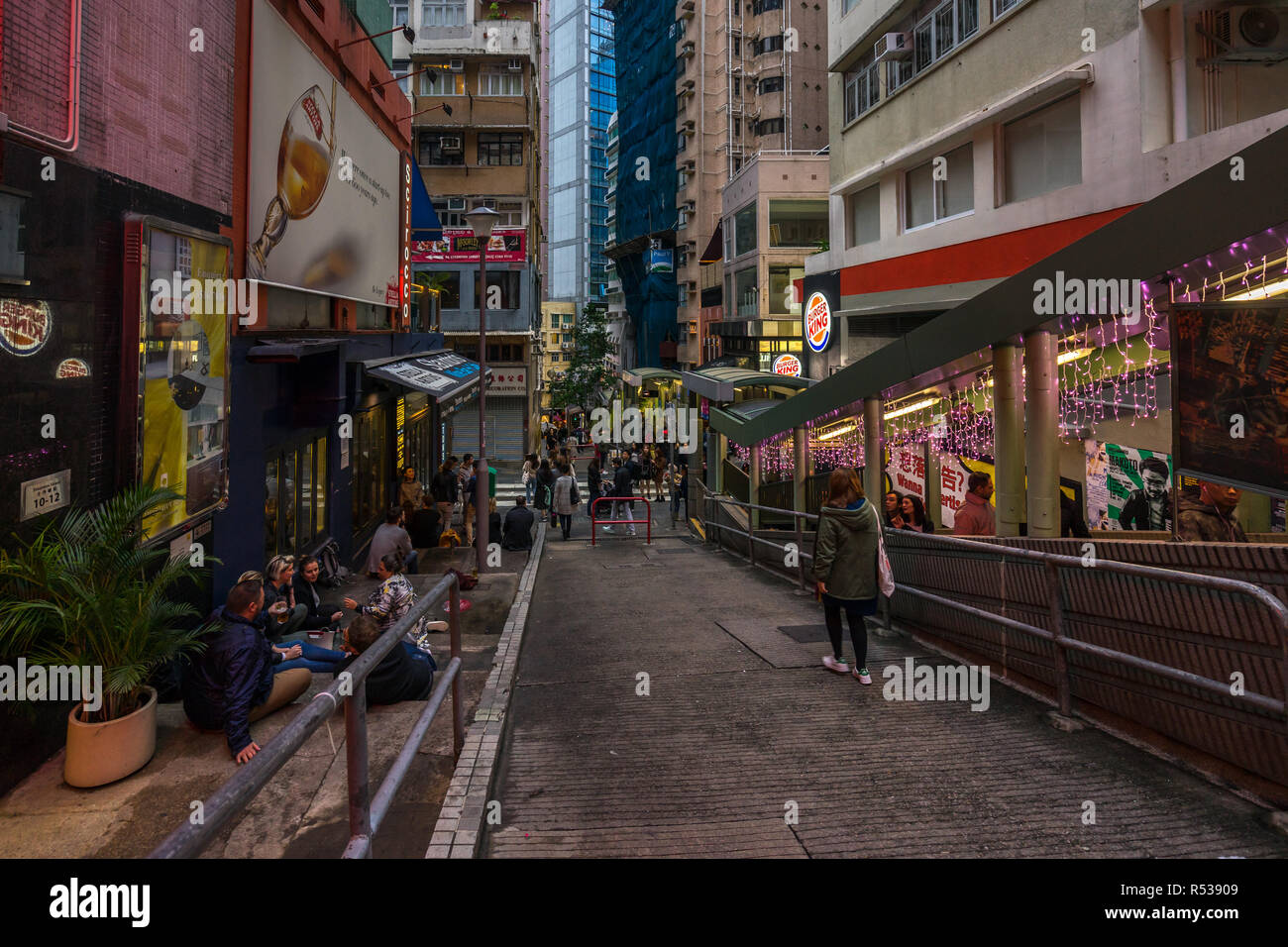 Pedestrian walkway hong kong hi-res stock photography and images - Alamy