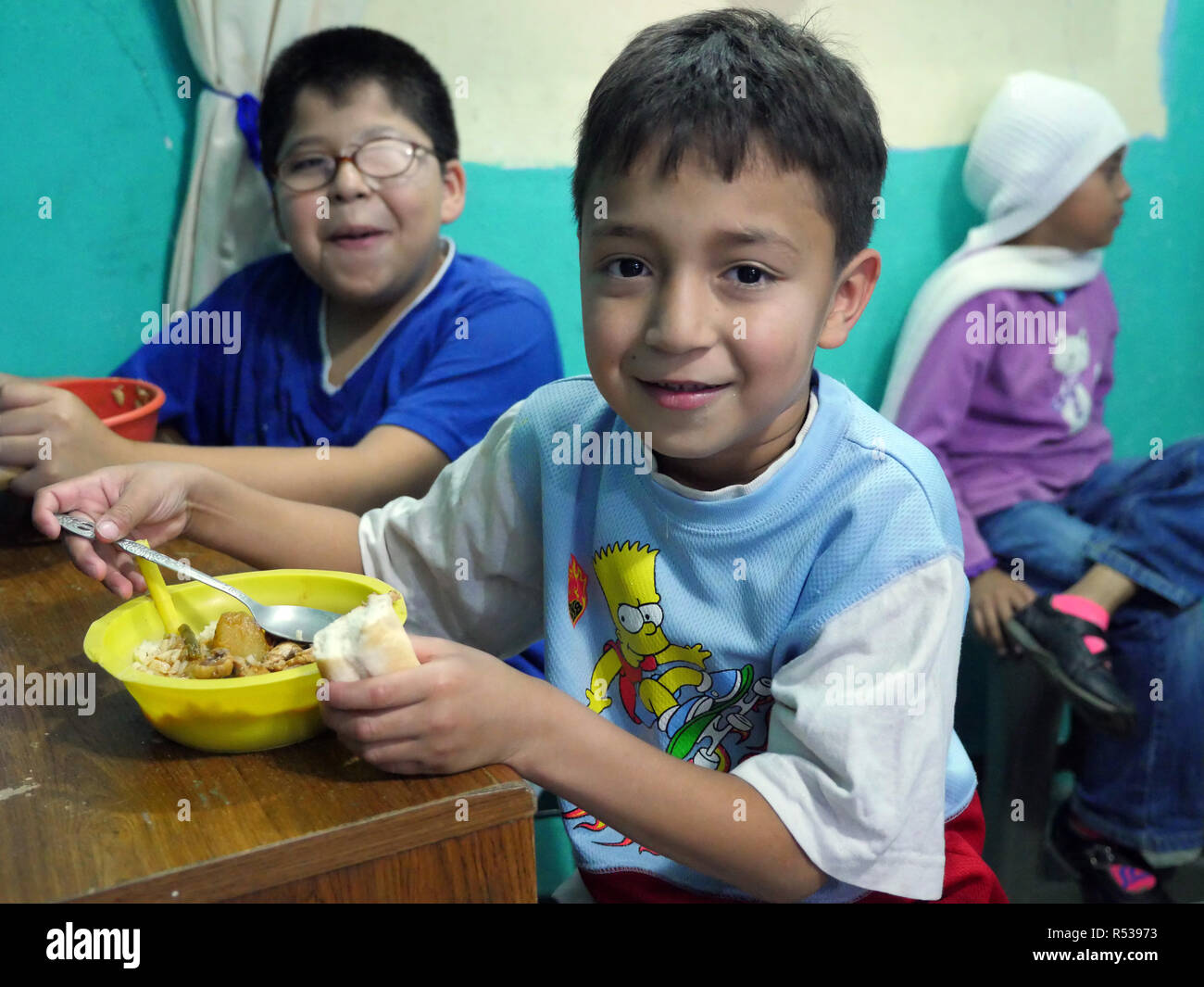 Feeding the poor guatemala hi-res stock photography and images - Alamy