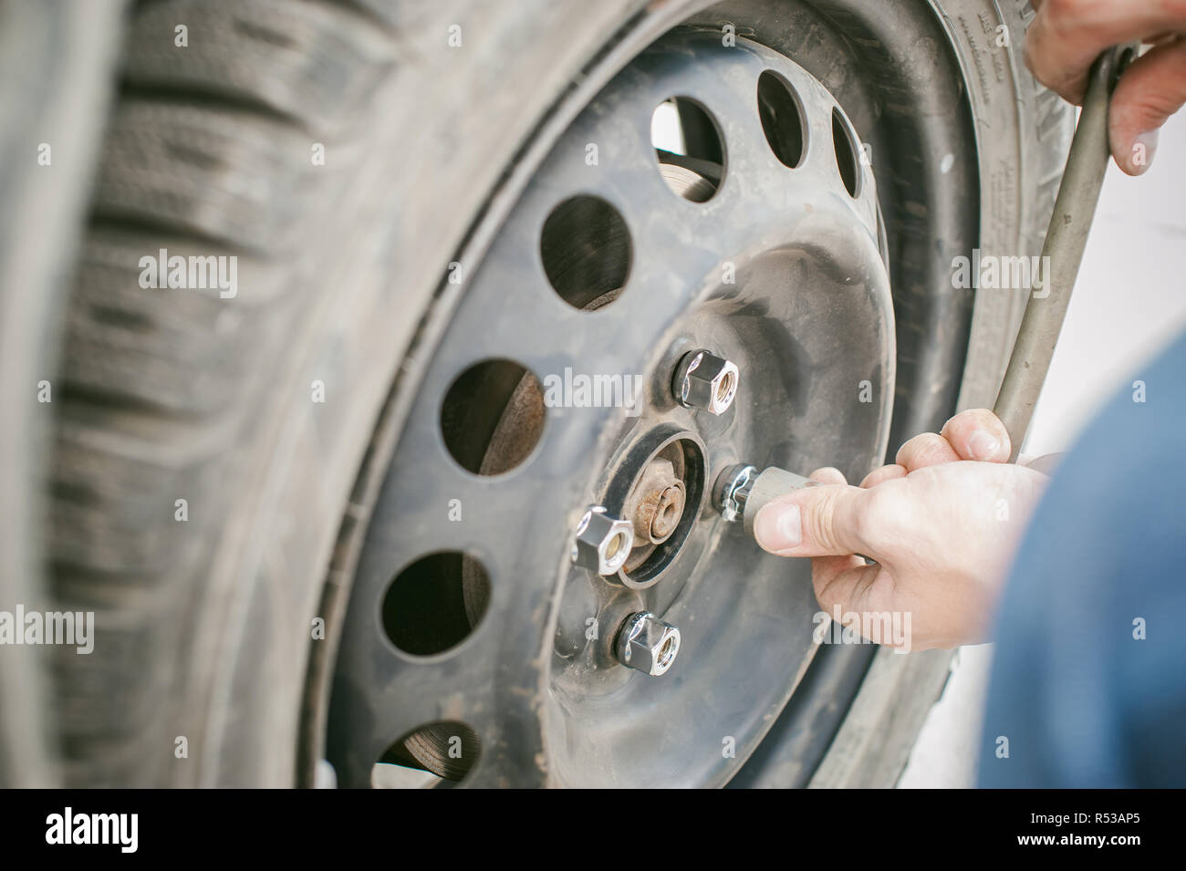 Tool breakage hi-res stock photography and images - Alamy