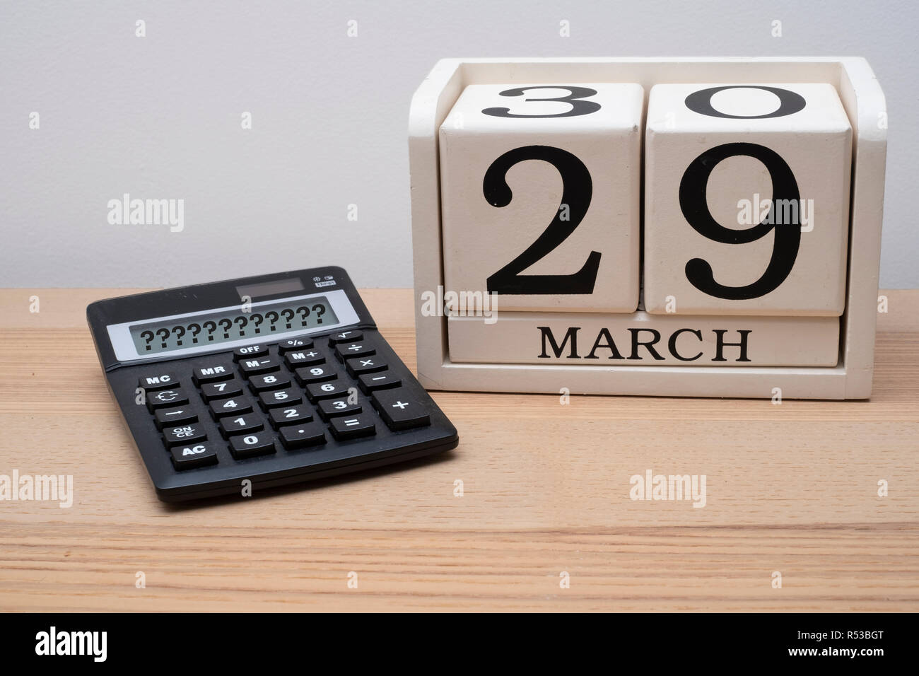 March calendar hi-res stock photography and images - Alamy
