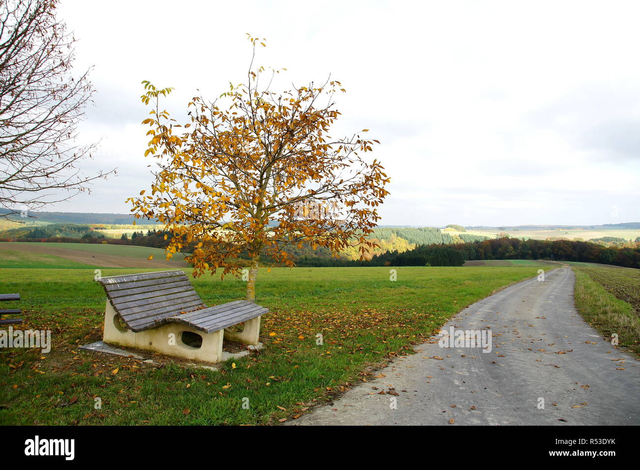 Resting place in fields hi-res stock photography and images - Alamy