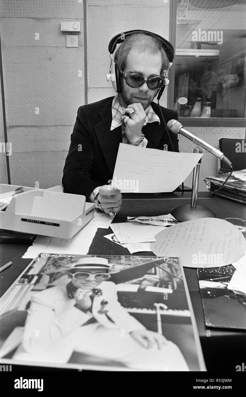 Elton John 1970s High Resolution Stock Photography and Images - Alamy