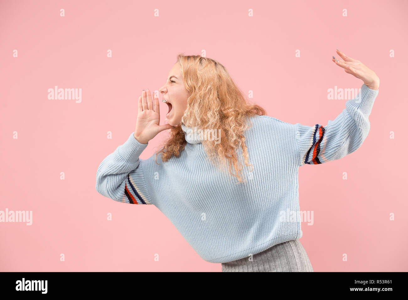 Do not miss. Young casual woman shouting. Shout. Crying emotional woman ...