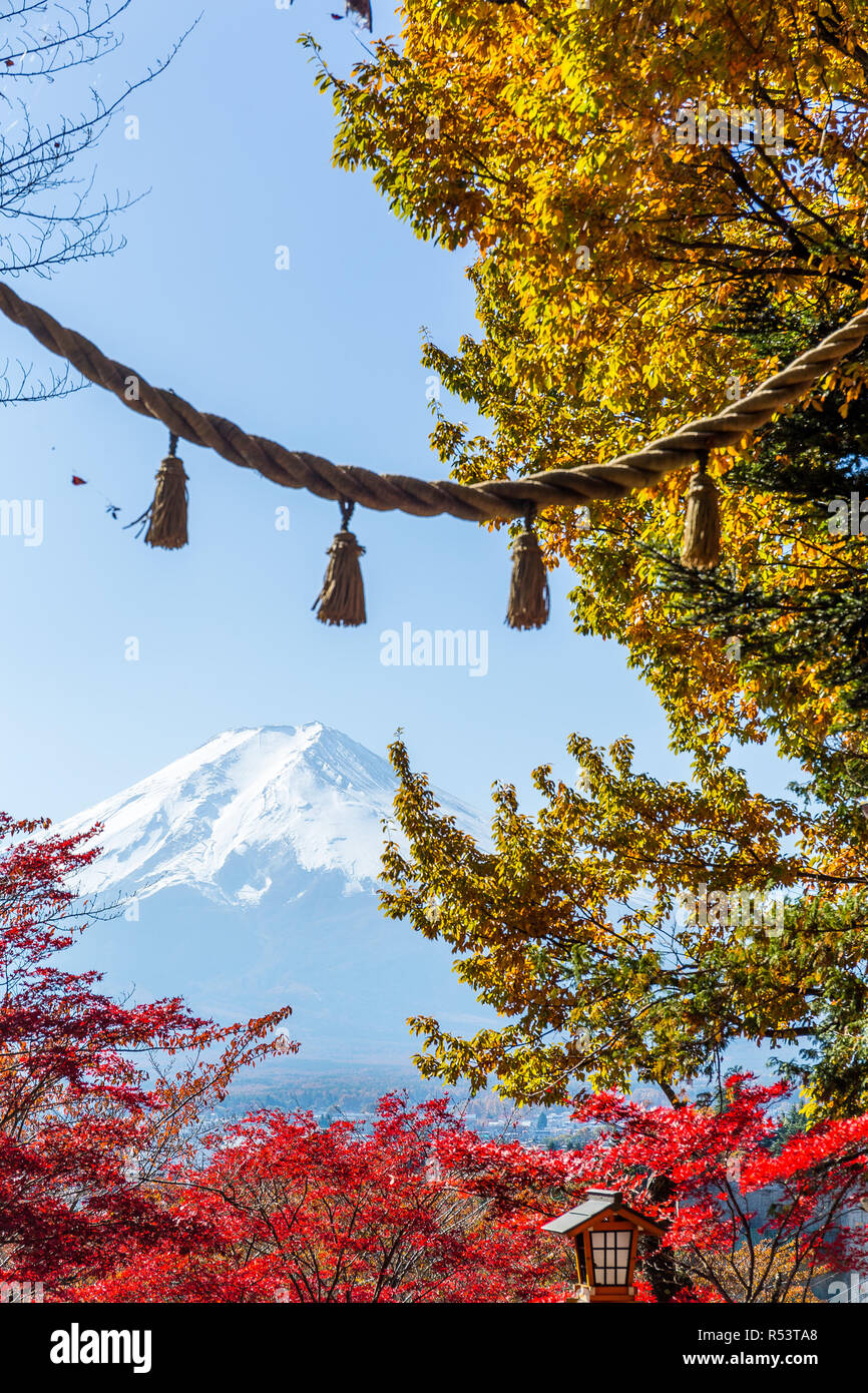 Mount Fuji with japanese temple rope Stock Photo - Alamy