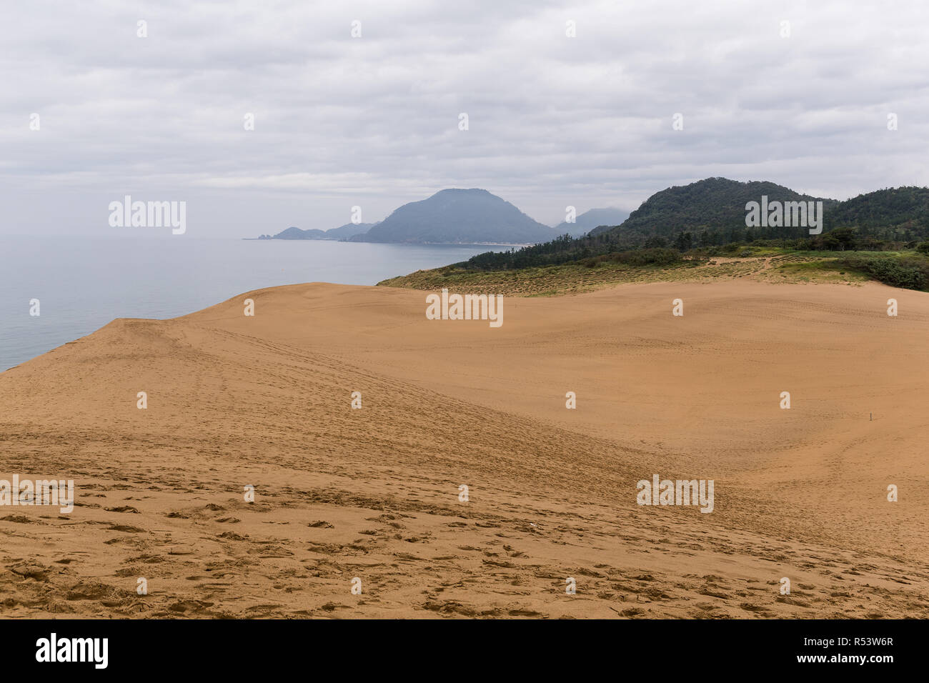 Tottori sand dunes beach hi-res stock photography and images - Alamy