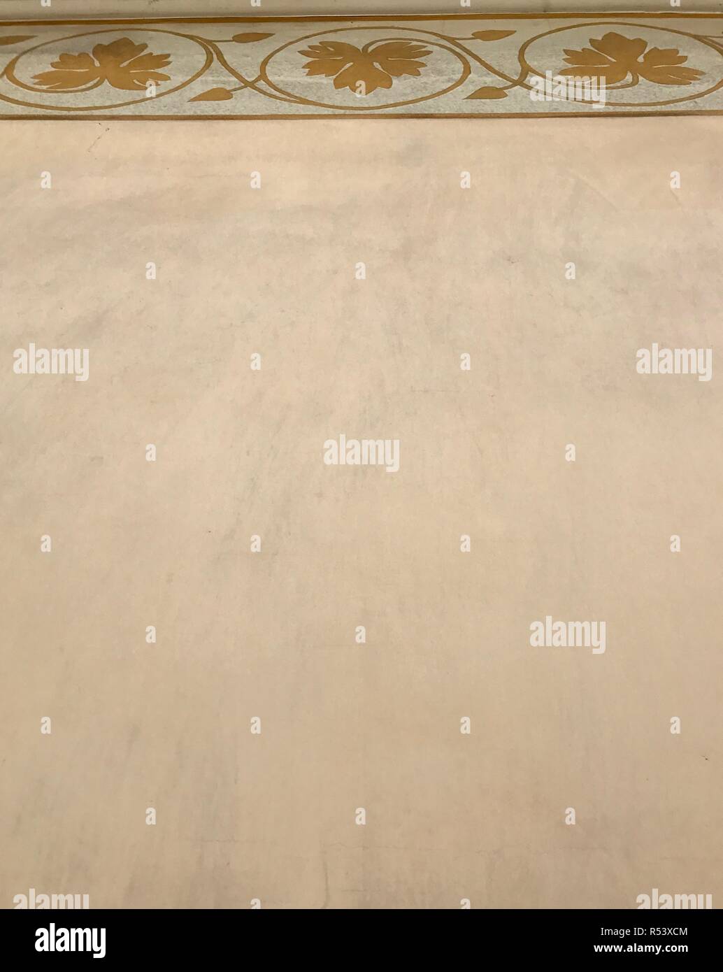 Architectural frieze hi-res stock photography and images - Alamy