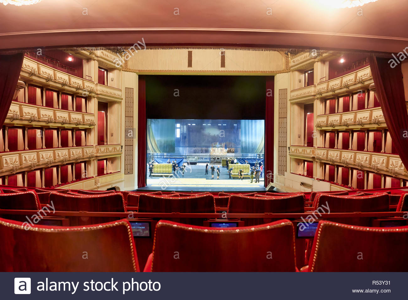 Vienna Opera House Stage Stock Photos & Vienna Opera House Stage Stock ...