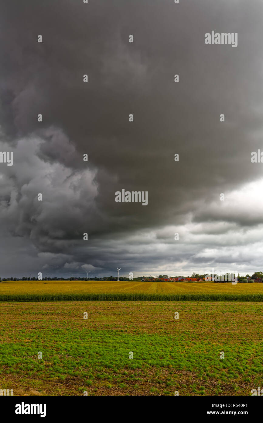 Farming bad weather hi-res stock photography and images - Alamy