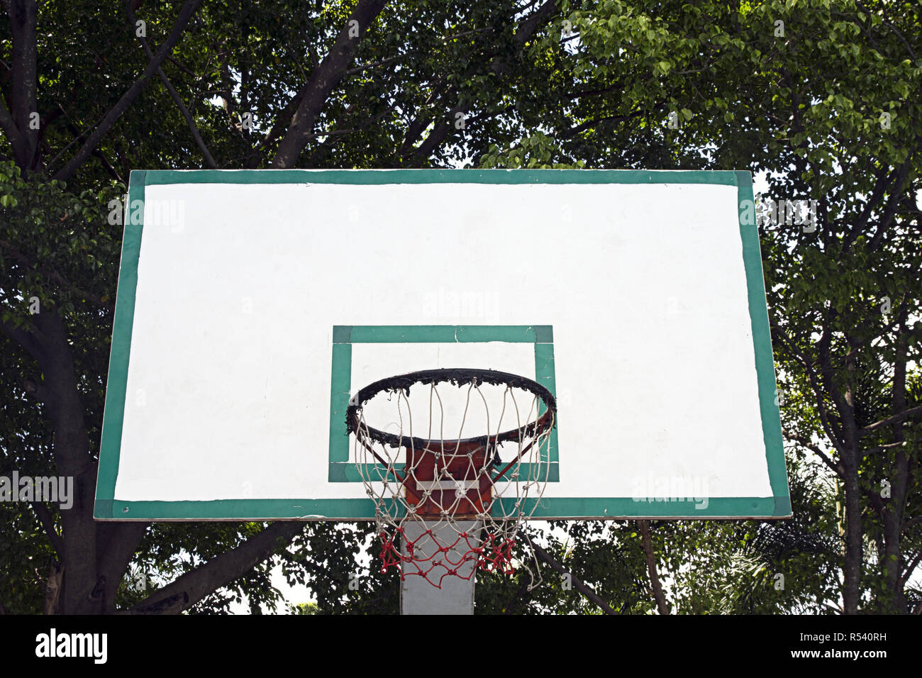 Hoop section hi-res stock photography and images - Alamy