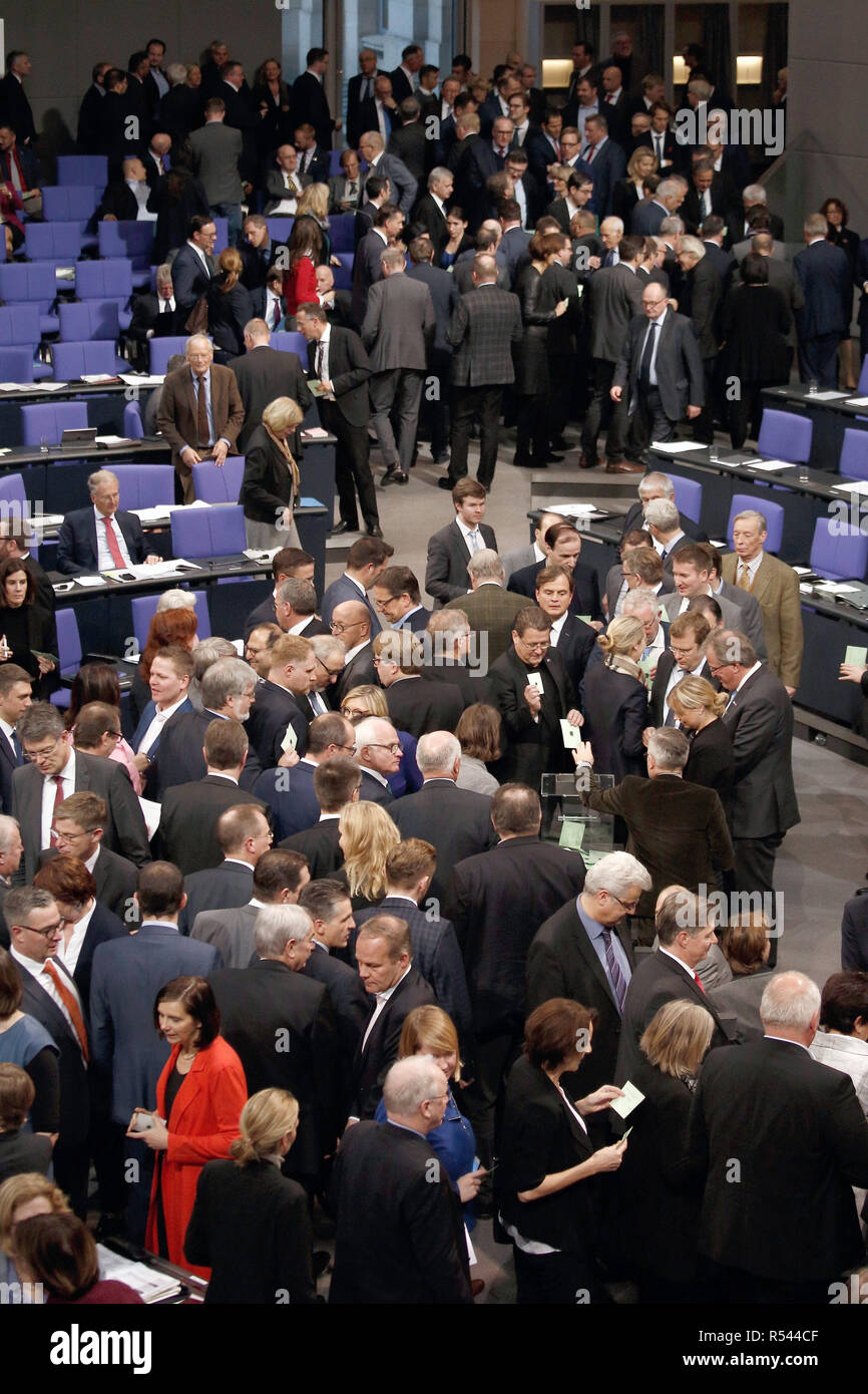Berlin, Germany. 29th Nov, 2018. Votes cast by members of parliament on ...