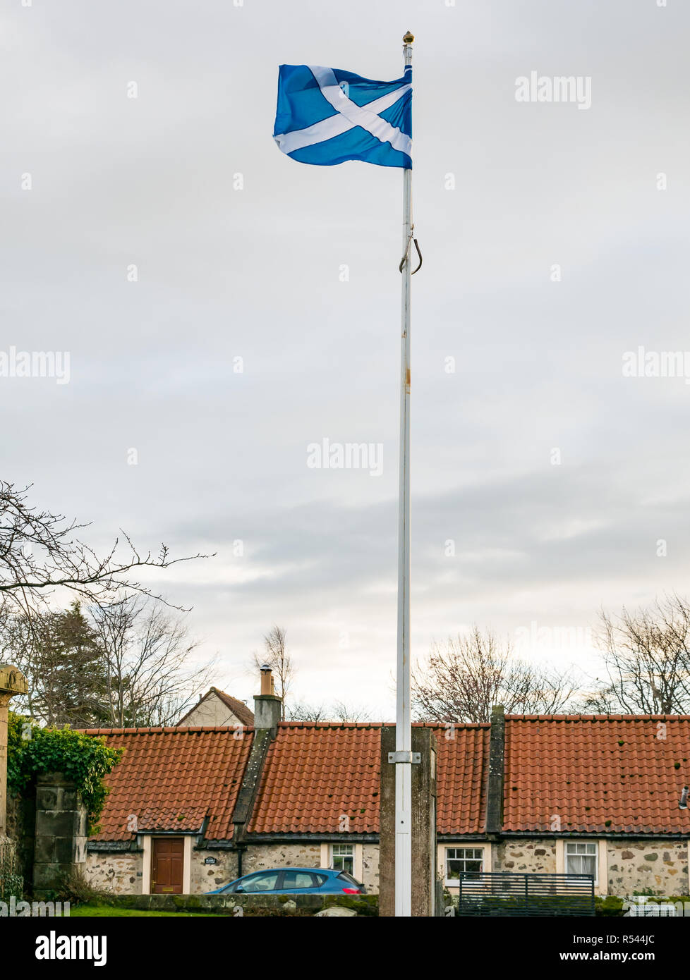 Saltire cross of st andrew hi-res stock photography and images - Alamy