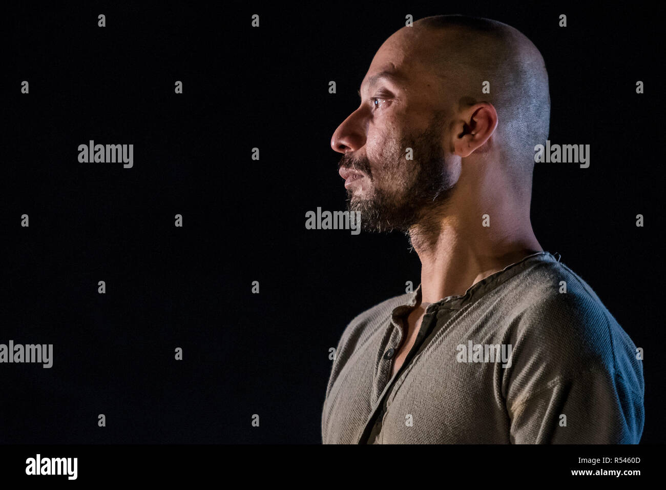 London, UK. 29th Nov 2018. Mavin Khoo (pictured before the performance ...