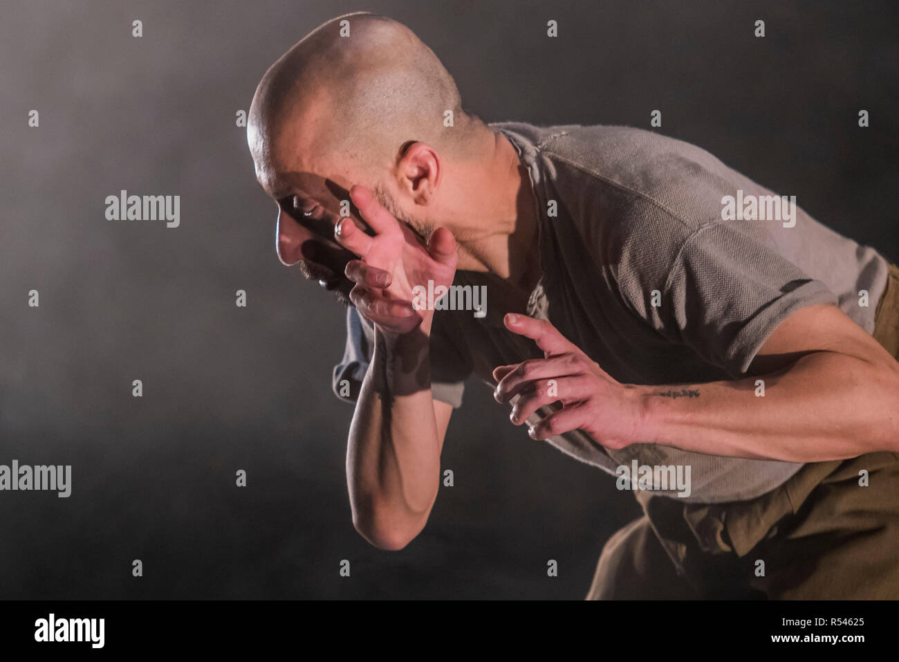 Victor callens hi-res stock photography and images - Alamy