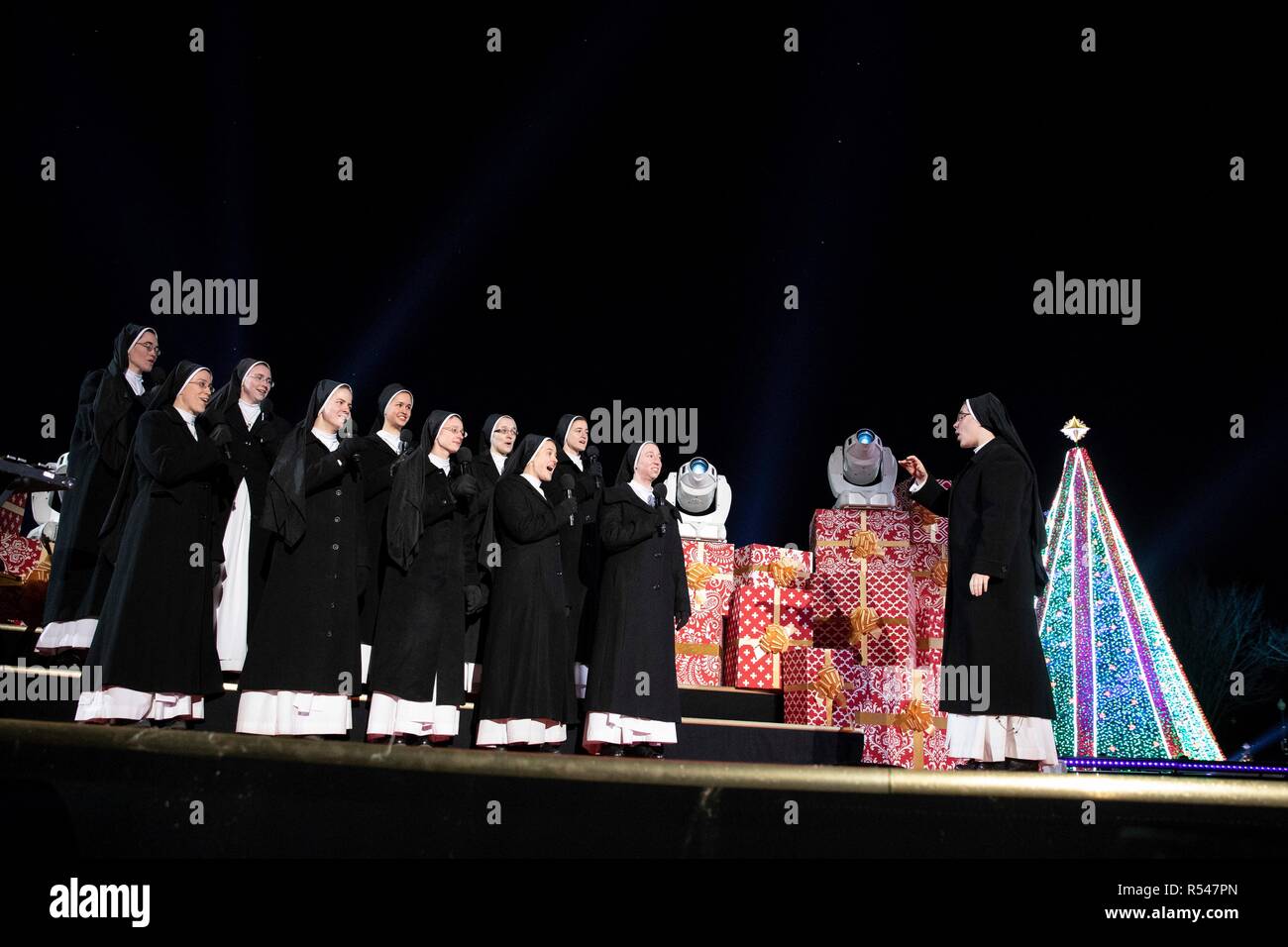 The Dominican Sisters of Mary known as the Caroling Angels perform ...