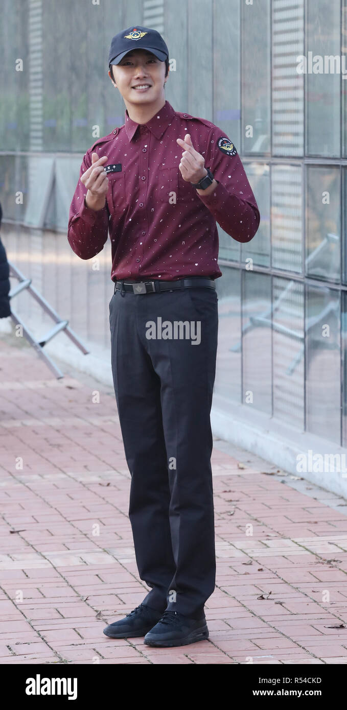 30th Nov, 2018. S. Korean actor Jung Il-woo South Korean actor Jung Il ...