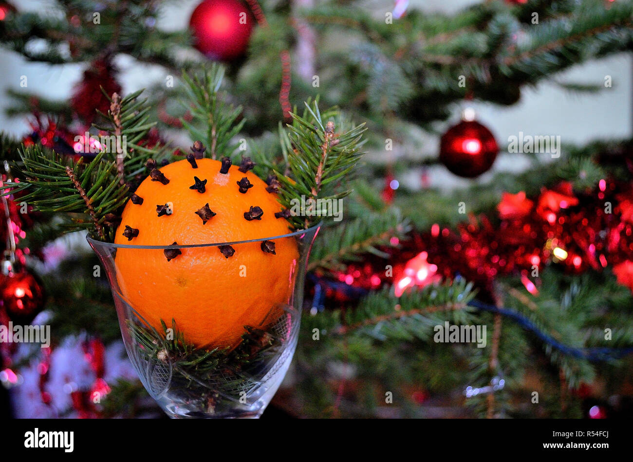 Clove orange hi-res stock photography and images - Alamy