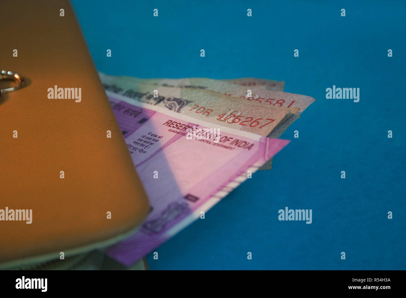 Indian currency pocket hi-res stock photography and images - Alamy