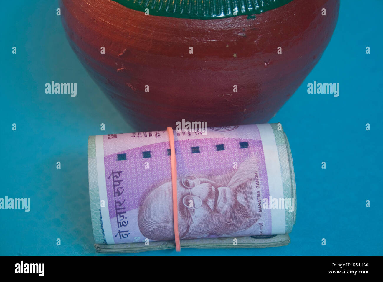 One thousand rupees hi-res stock photography and images - Alamy