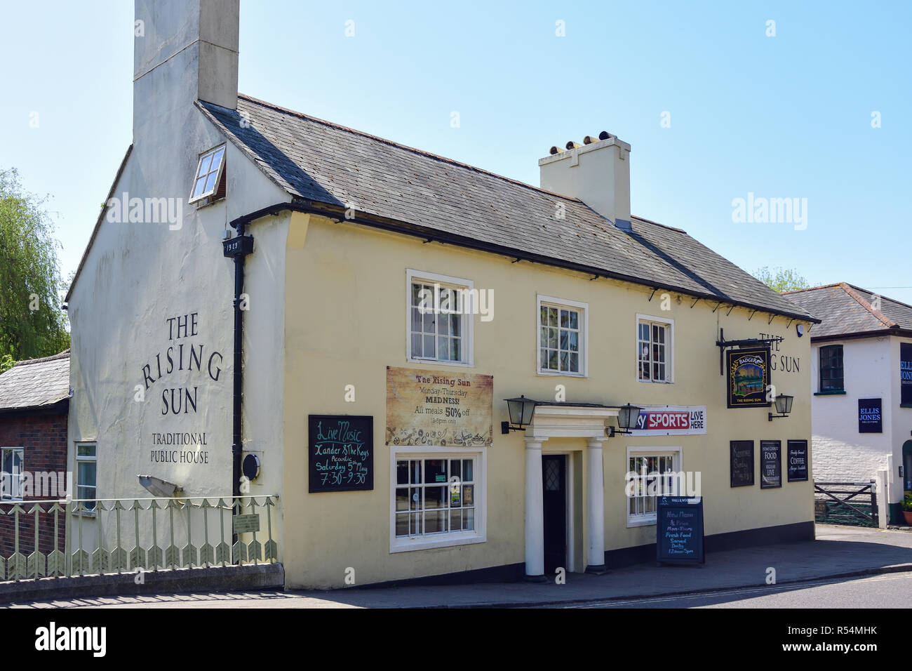 Coaching inn 19th century hi-res stock photography and images - Alamy