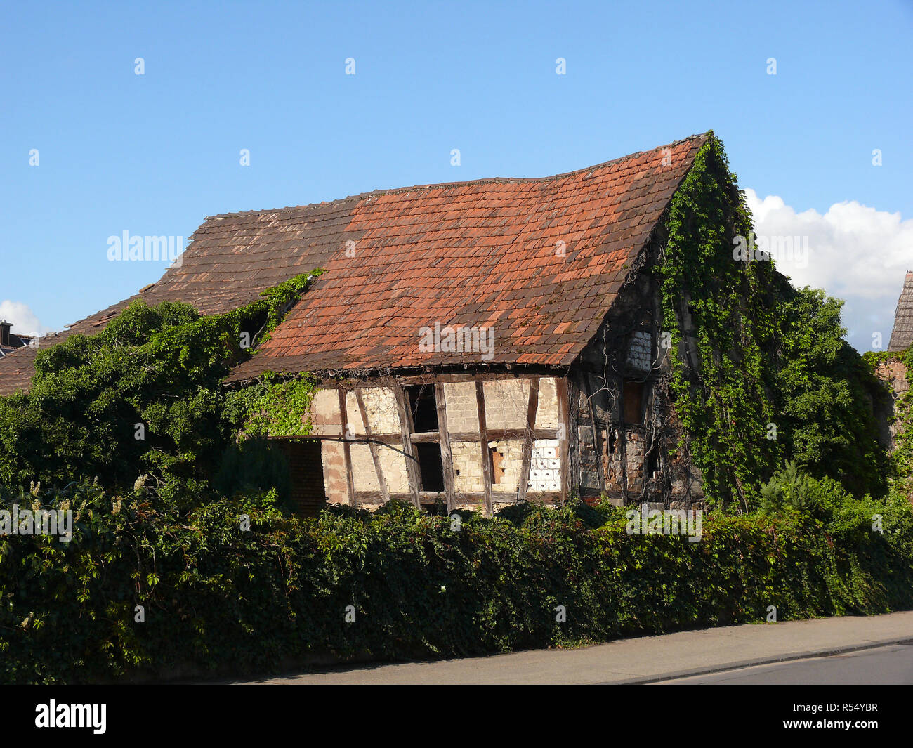 Hessian mountain road hi-res stock photography and images - Alamy