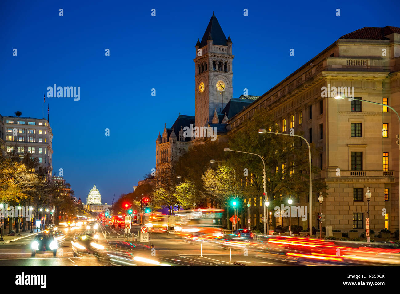 Usa washington dc traffic lights hi-res stock photography and images ...