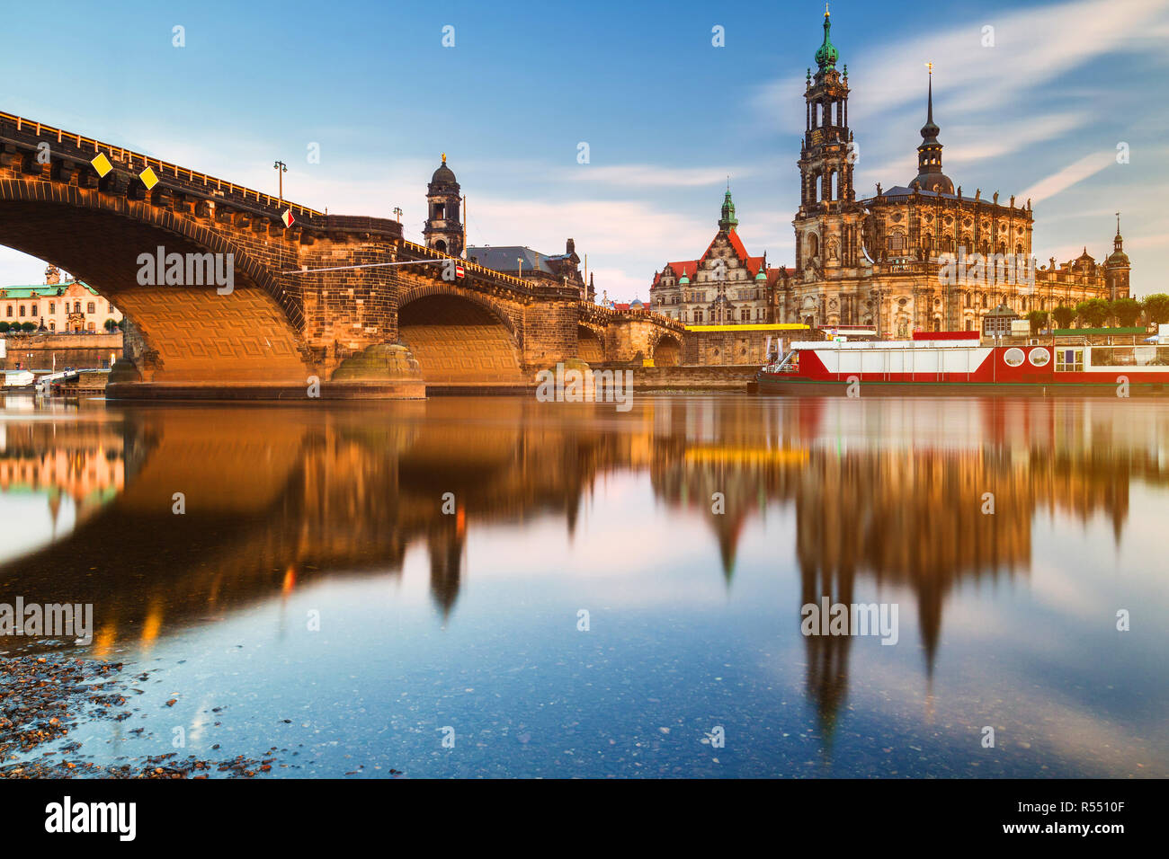 Augustus Bridge (Augustusbrucke) and Cathedral of the Holy Trinity ...