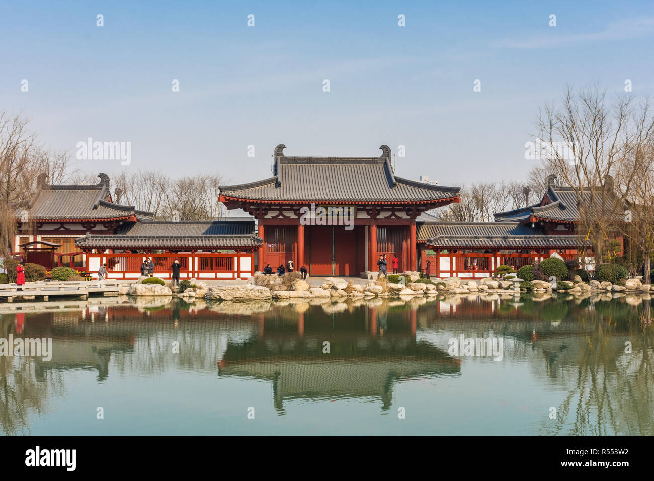 Huaqing palace hi-res stock photography and images - Alamy