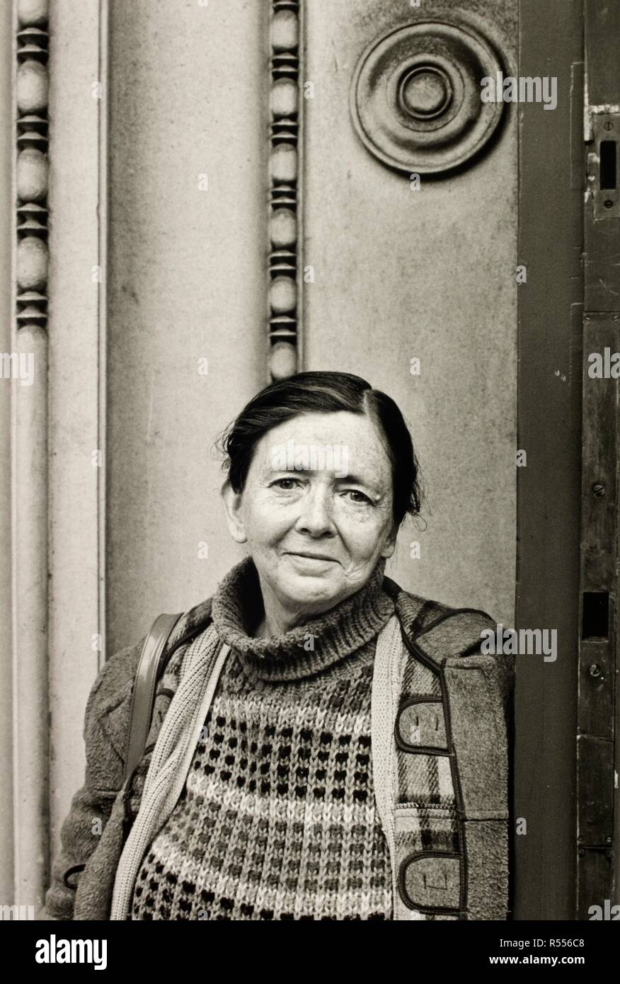 Elizabeth Jennings 1986. Elizabeth Jennings 1986. Photograph by Fay ...