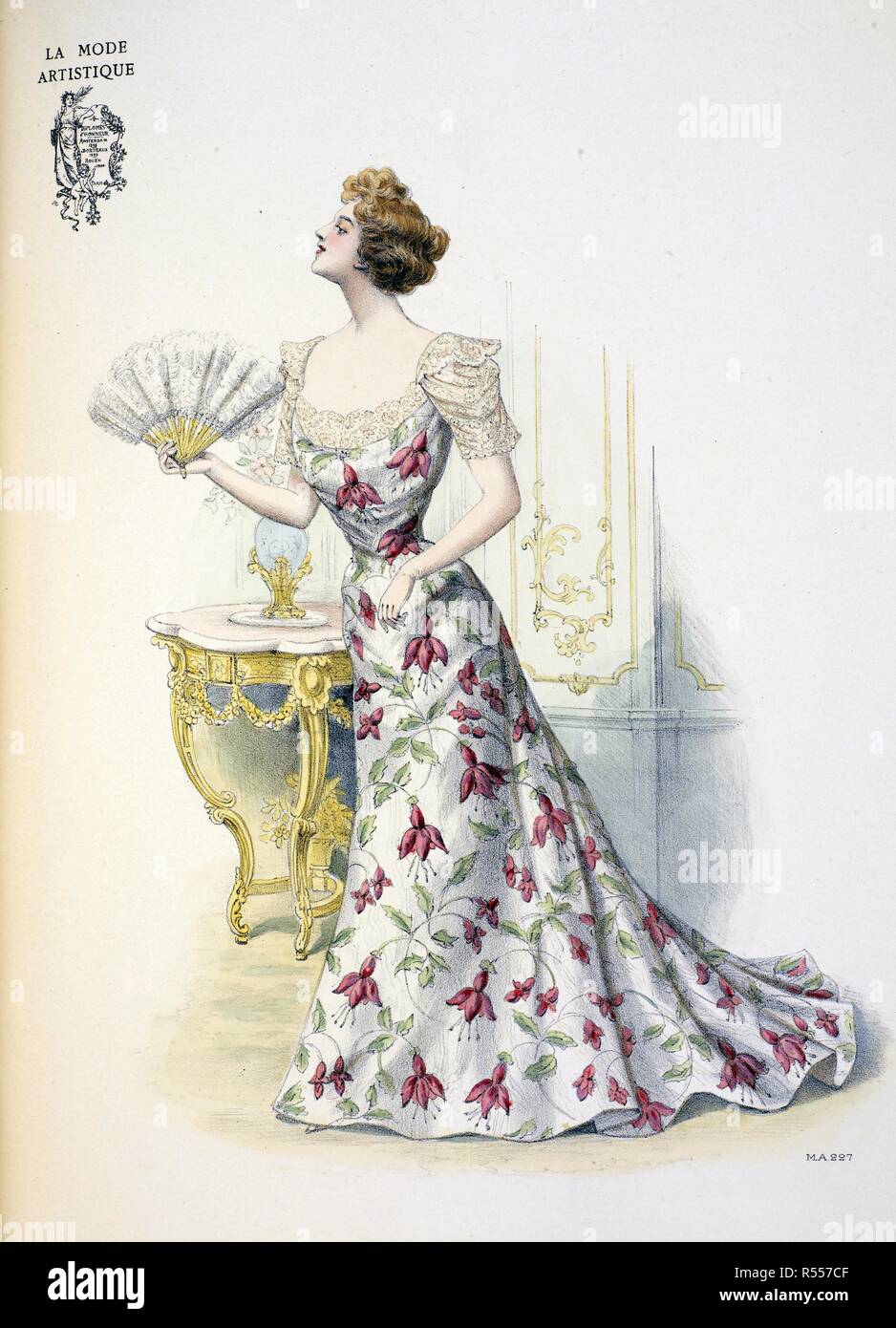 Trailing robe hi-res stock photography and images - Alamy