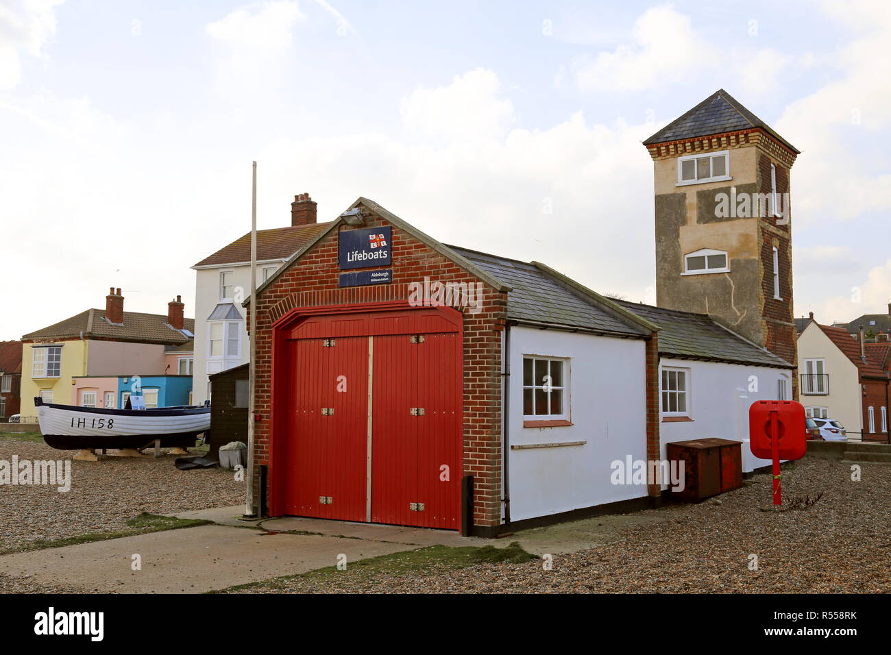 Old service stations hi-res stock photography and images - Alamy